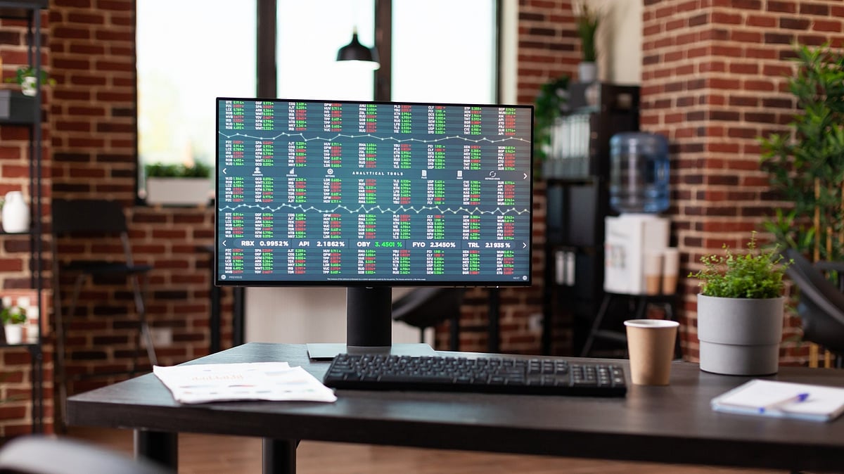 Axis Bank, HUL, Indian Hotels, DCB Bank, Tata Elxsi, Au SFB, MCX Q4FY24 ...