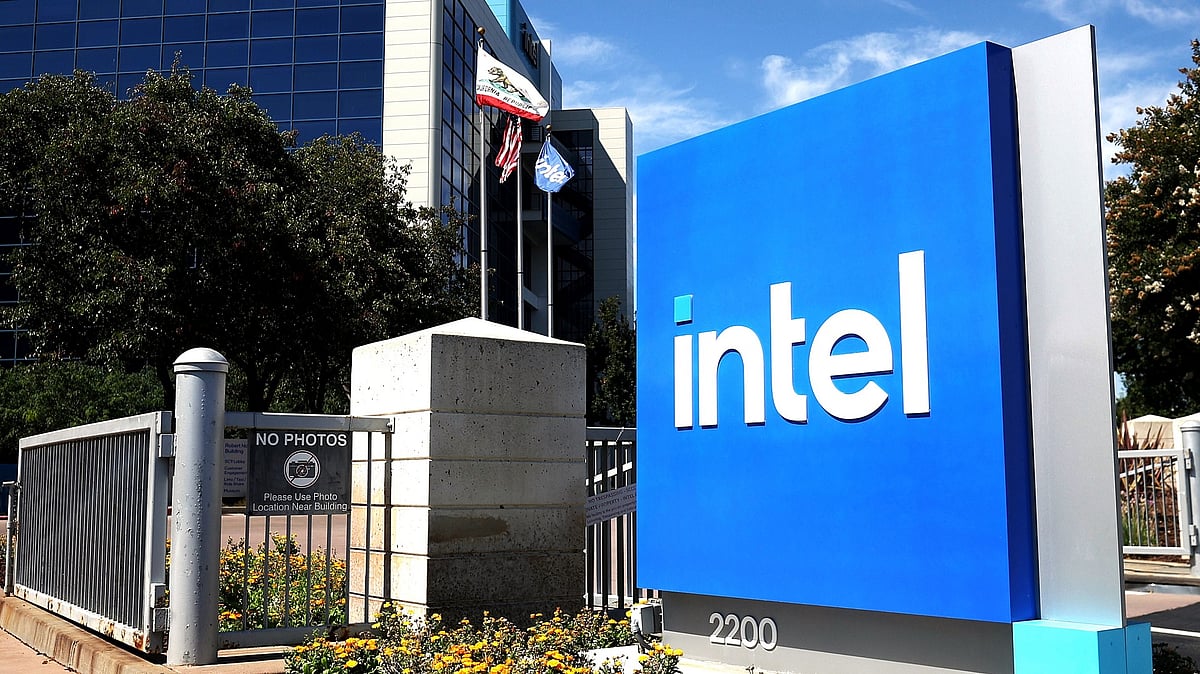Intel Weighs Options Including Foundry Split To Stem Losses