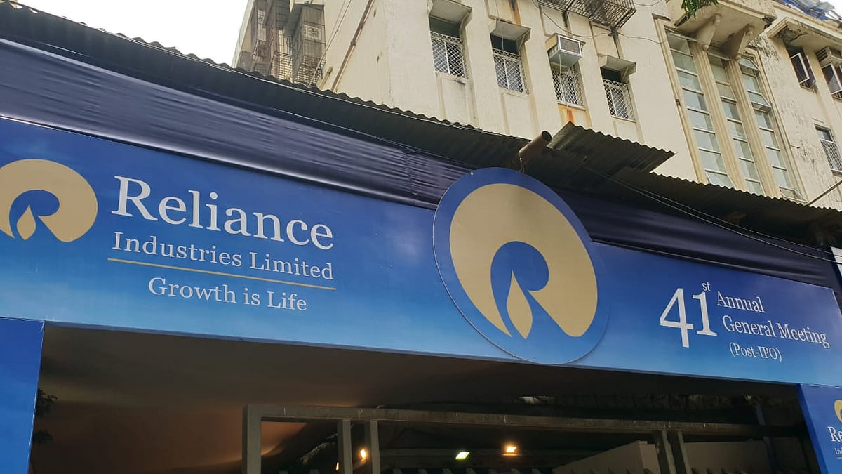 Jefferies Sees Reliance Industries Rising 50% On Favourable Risk-Reward ...