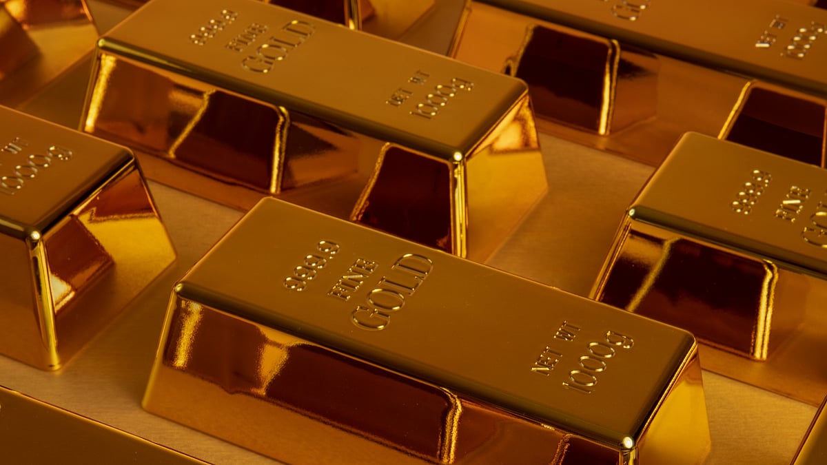 Gold Price Plunges Over $100 In Sharpest Intraday Fall Of 2025 ...