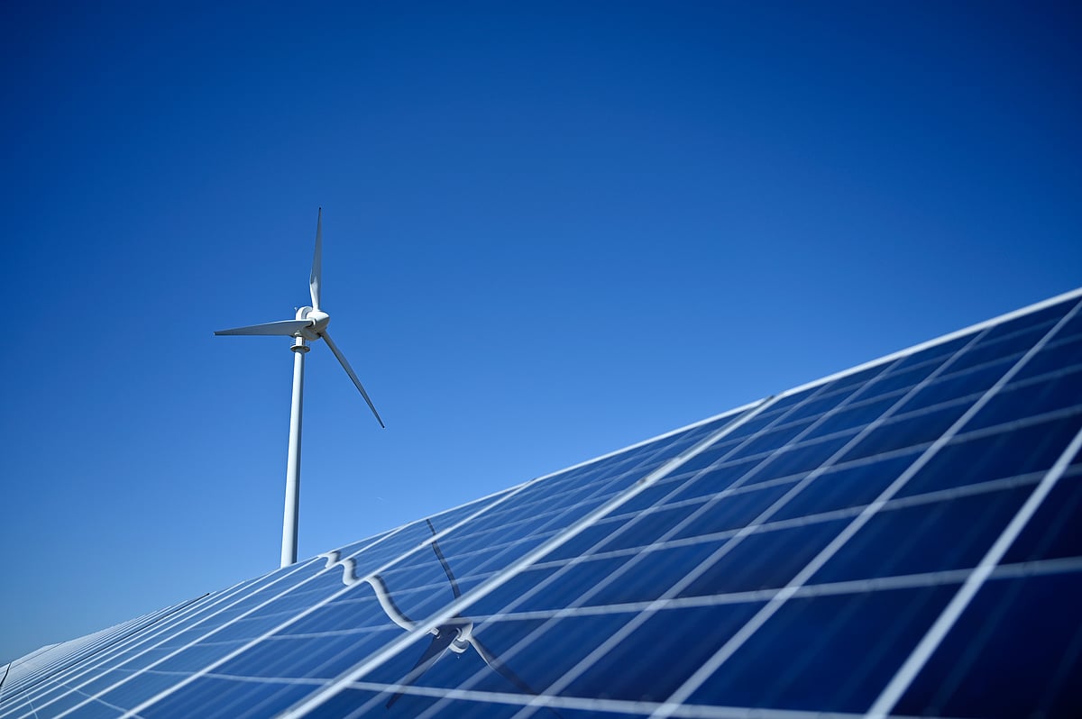 JSW Neo Energy Seeks $675 Million Loan For O2 Power Deal