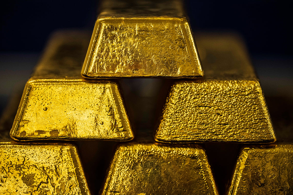 Gold Rises To Record High On Soft US Jobs Data, Iran Tensions