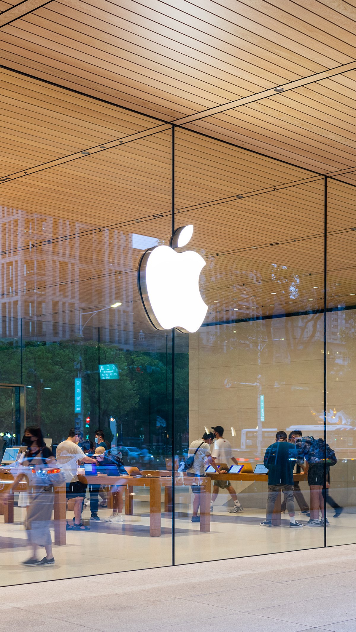 Apple Layoffs: एप्पल में छंटनी, चली गई 600 कर्मचारियों की नौकरी