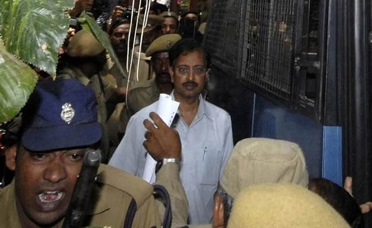 SAT cancels sebi orders on Raju brothers in Satyam scam