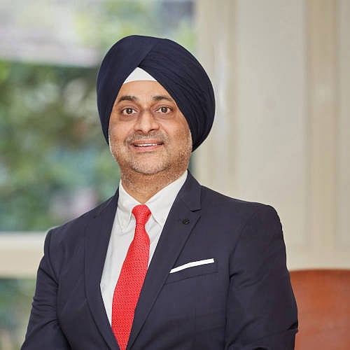 RMZ: Building spaces of future