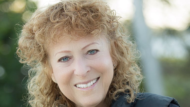 Filmmaker, author and Harry Warner's granddaughter, Cass Warner passes ...