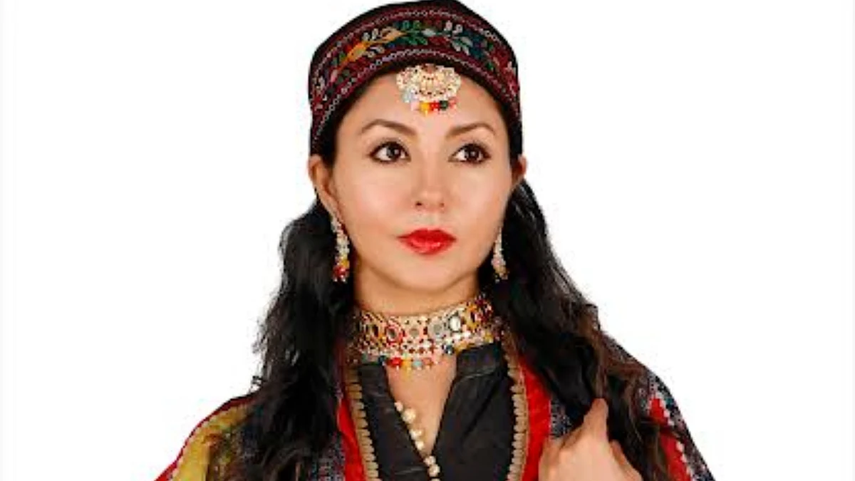 Rupali Sood Set To Make Acting Debut With Sagar Puraniks Venkya