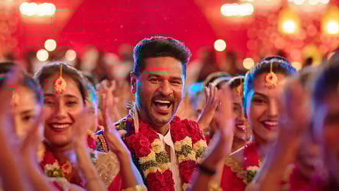 'Athirattum Dum Dum Dum' song from Prabhu Deva's Petta Rap out
