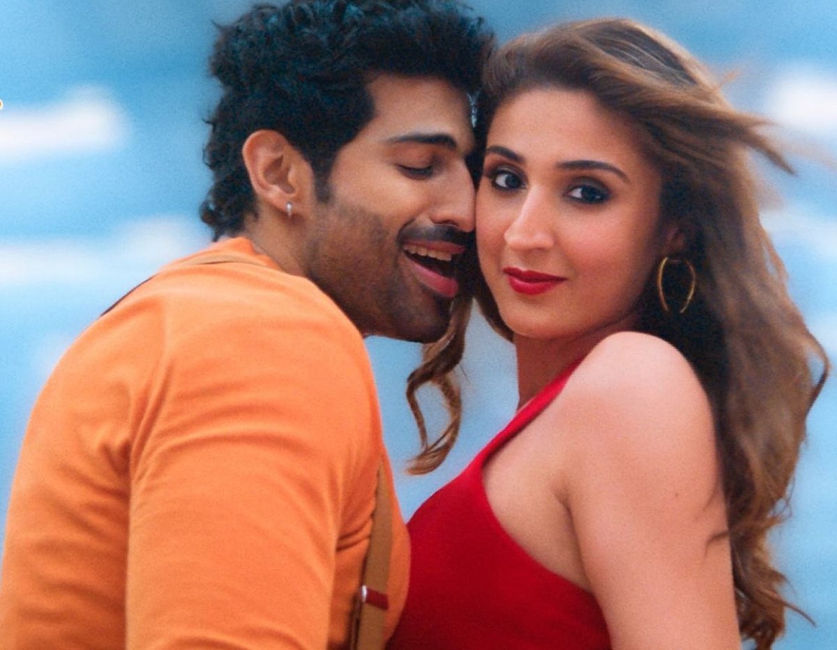 ‘Ek Ladki Bheegi Bhagi Si’: Dhvani Bhanushali and Aashim Gulati groove to the modern rendition ...