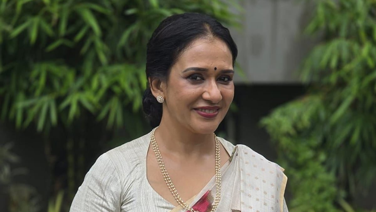 Fraudsters attempt to swindle actor Mala Parvathy