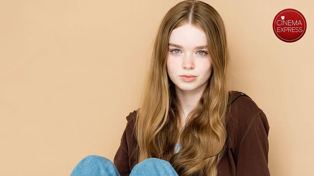 Summer H Howell in negotiations to headline Mike Flanagan's Carrie TV ...