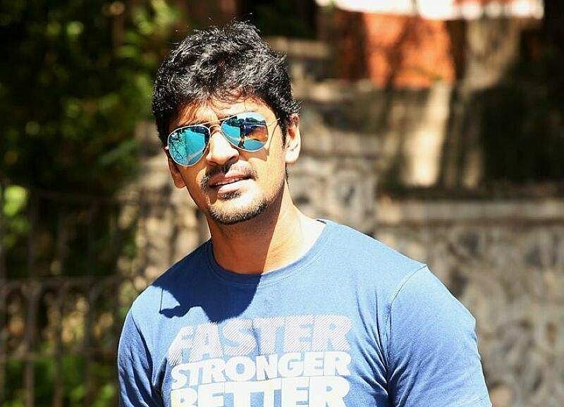 Neram-fame Ananth Nag to debut as hero with July Kaatre