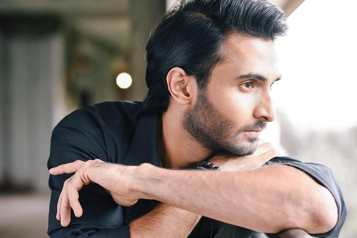 Rohan Mehra signs his next with Ellipsis Entertainment