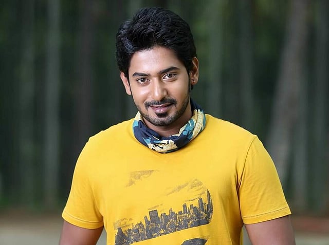 Prajwal Devaraj to star in Khadar Kumar's directorial debut