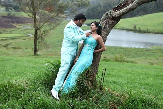 10 Years of Thamizh Padam: 30 iconic Tamil movie scenes that the ...