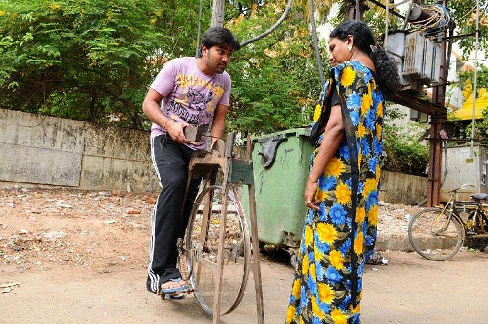 10 Years of Thamizh Padam: 30 iconic Tamil movie scenes that the ...