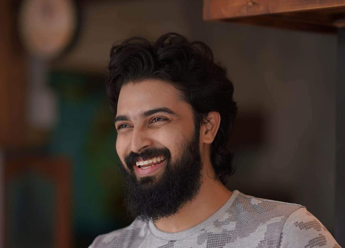 Dev Mohan's next is Pulli