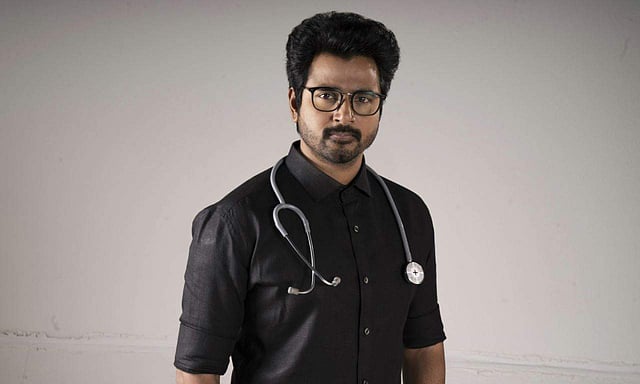 Doctor Movie Review: This inventive black comedy features an all-new ...