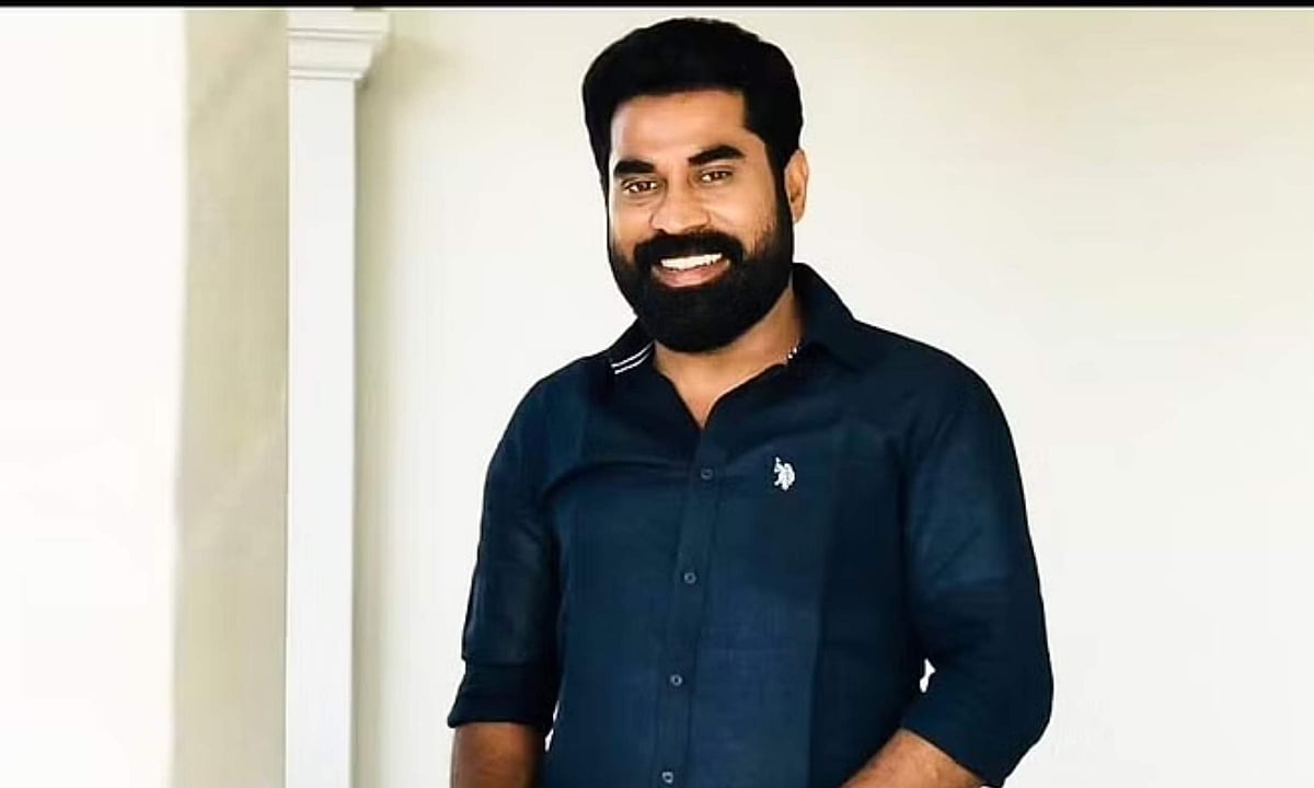 Suraj Venjaramoodu to star in Madanolsavam