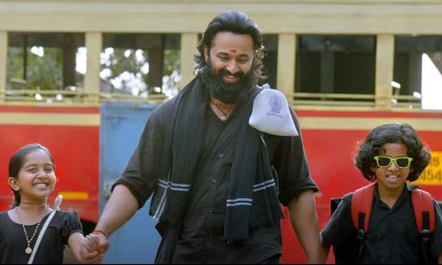 Unni Mukundan's Malikapuram trailer out