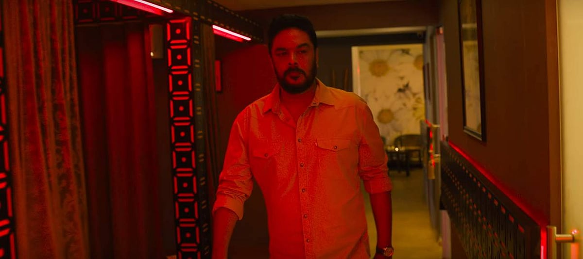 Sundar C to headline Vallan