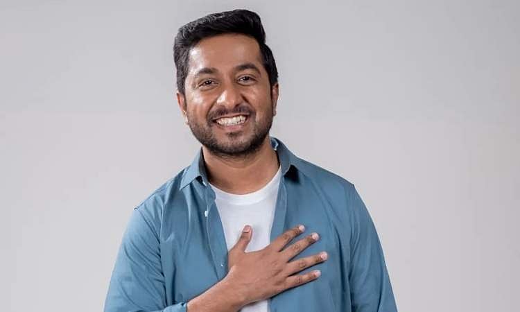 First look of Vineeth Sreenivasan's Oru Jaathi Oru Jaathakam will be ...