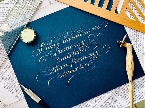Engineering Professor Turned Full-Time Calligrapher!