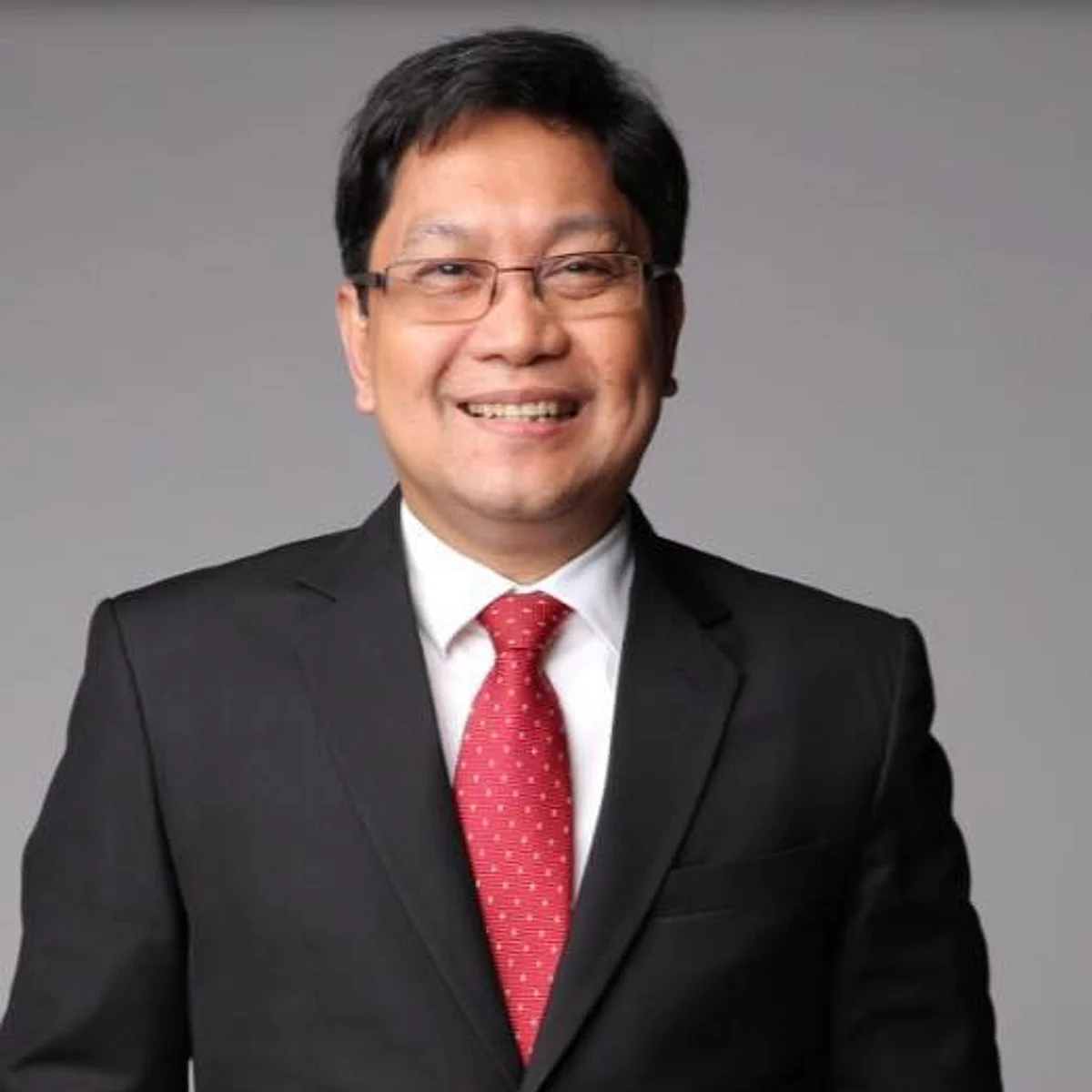 Cesar Chavez, nagbitiw bilang PCO Chief Cesar Chavez, nagbitiw bilang PCO Chief
