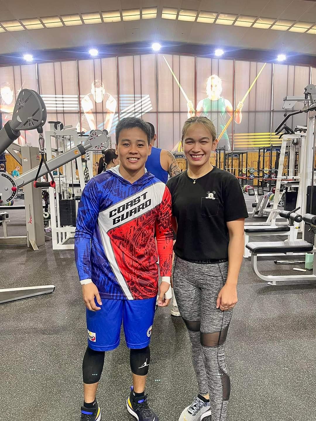 Veloso tries boxing in Paris bid