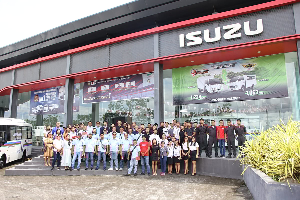 Isuzu turns over 28 modern PUV