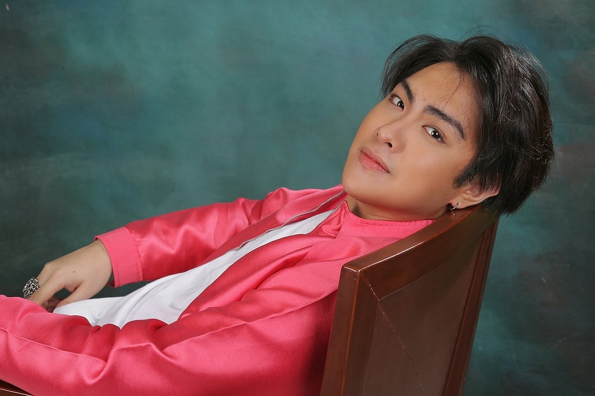 Young actor learns to love his sex worker character