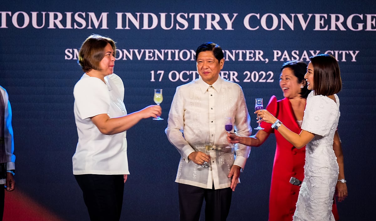 Marcos wants more airports, infrastructure for tourism