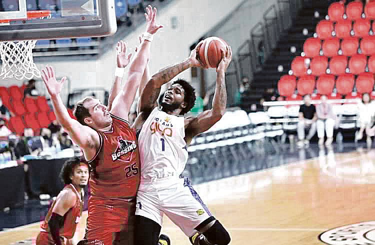 TNT blasts Blackwater
