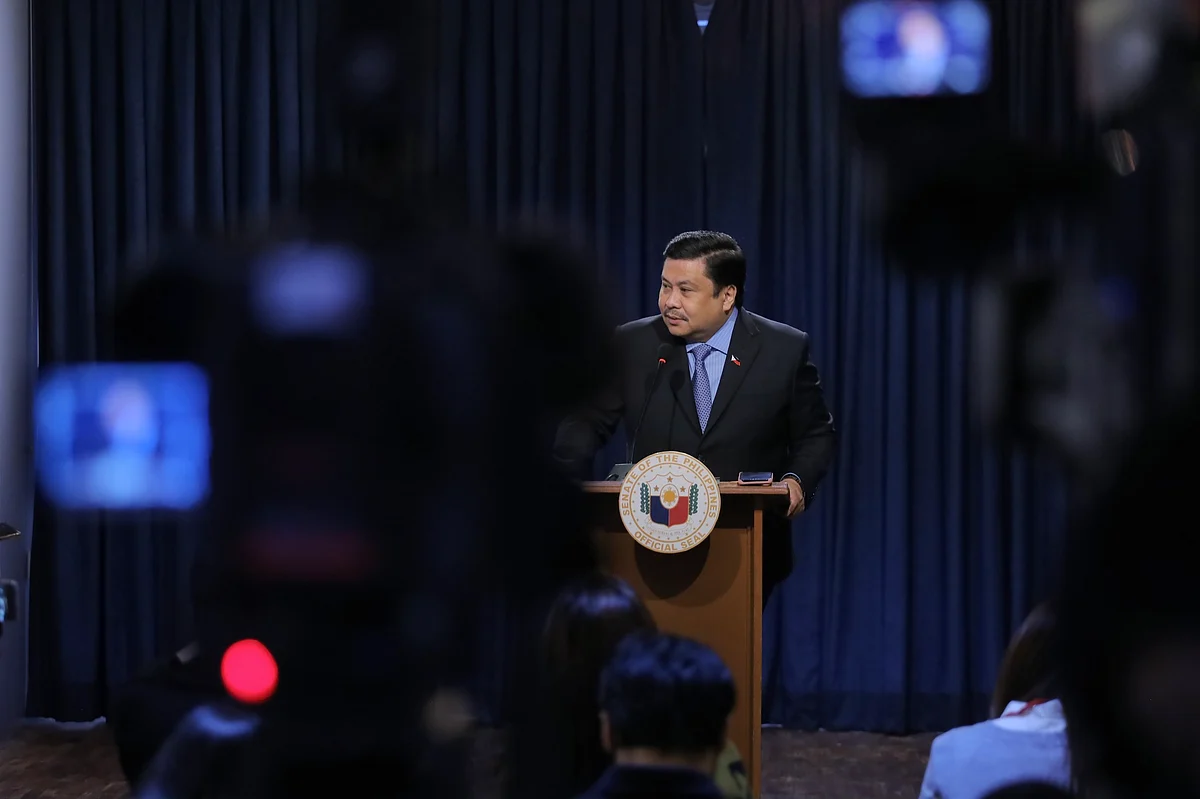 Jinggoy backs Paralympians Jinggoy backs Paralympians