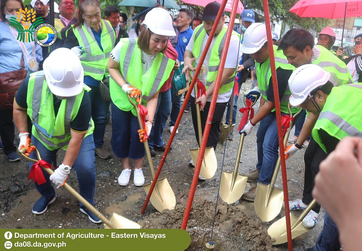 DA jumpstarts Samar farm-to-market project