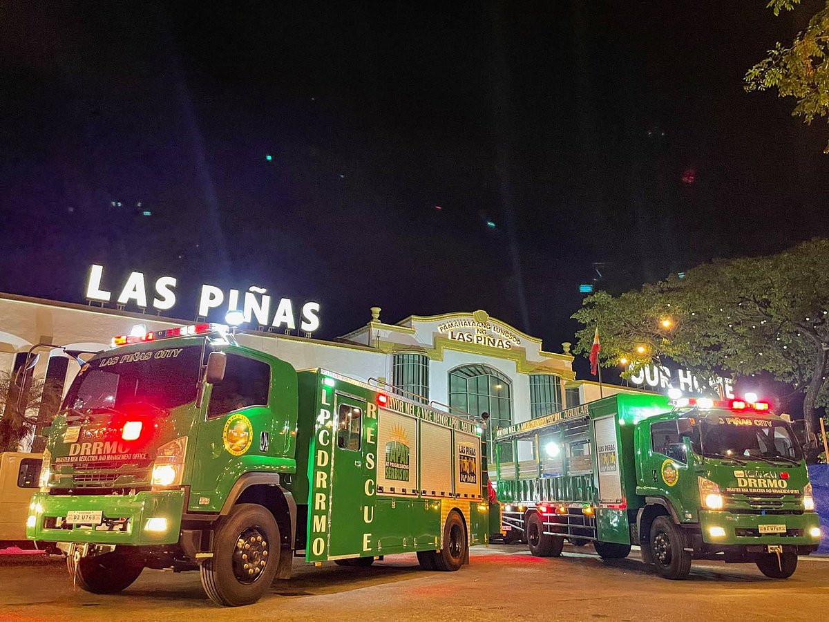 Las Piñas acquires 2 new rescue trucks
