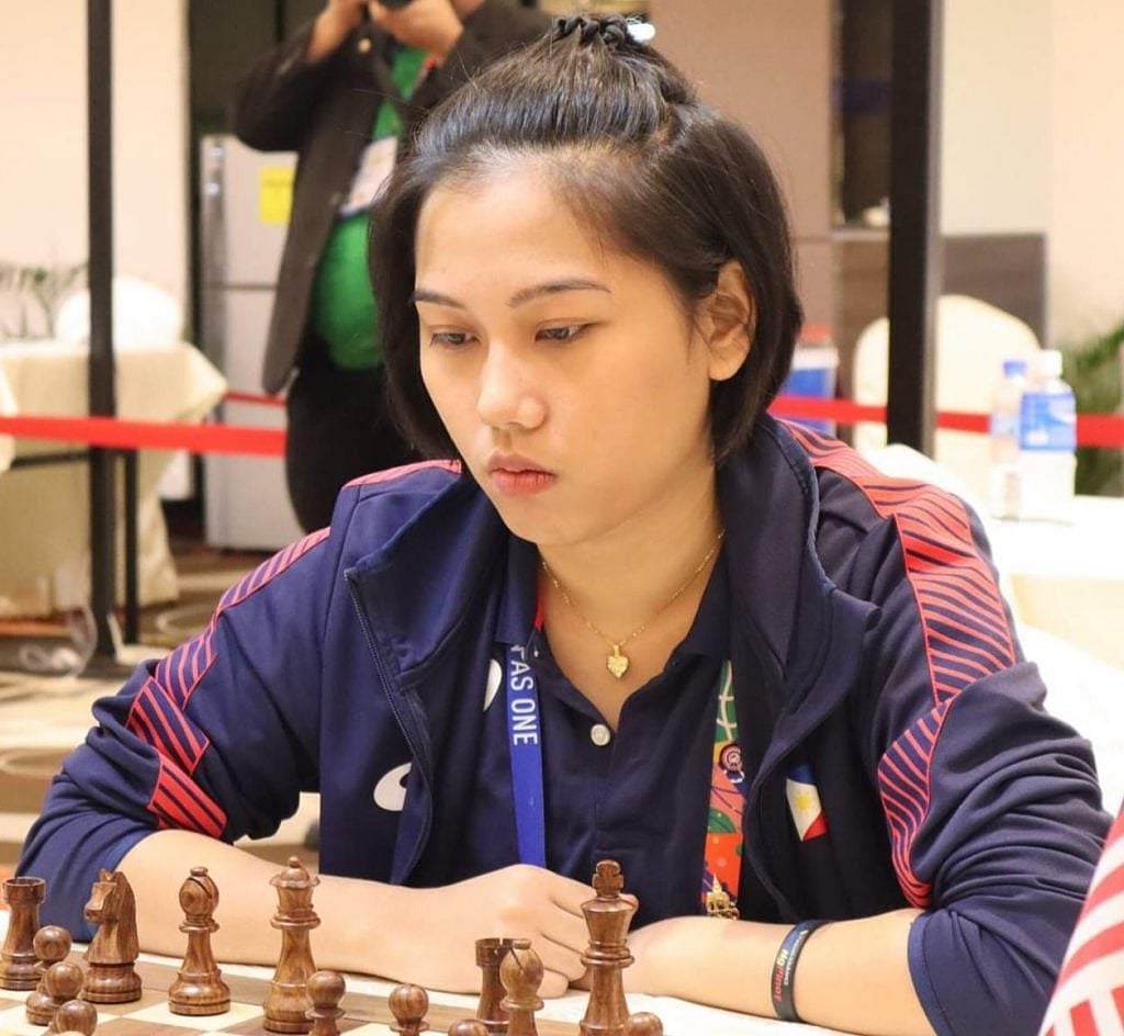 Frayna tops women’s blitz