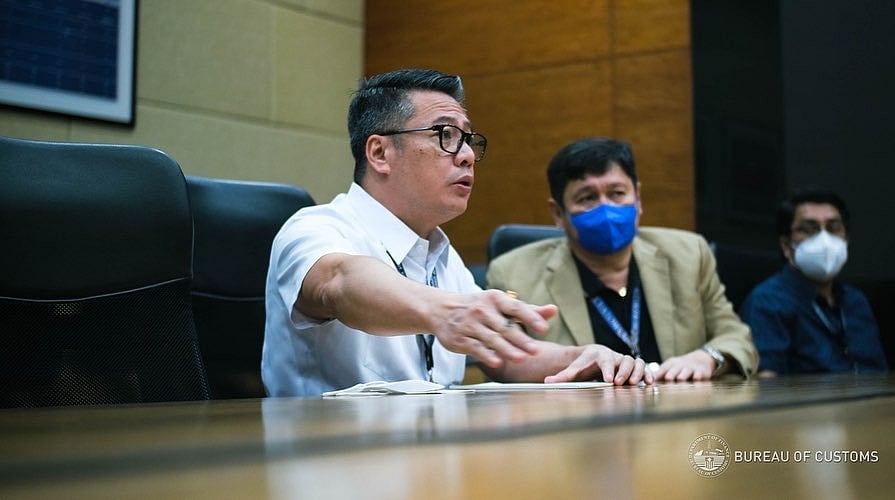 Ruiz warns illegal drug traders: Leave, or else…