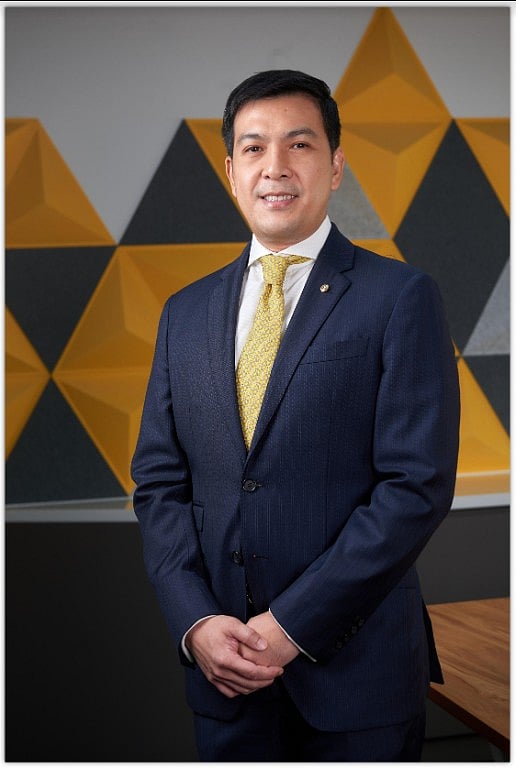 Sun Life executives bag back-to-back wins