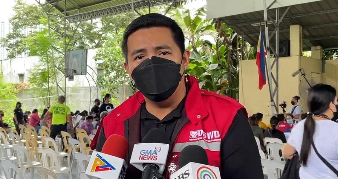 DSWD comes to flooding, fire victims’ aid