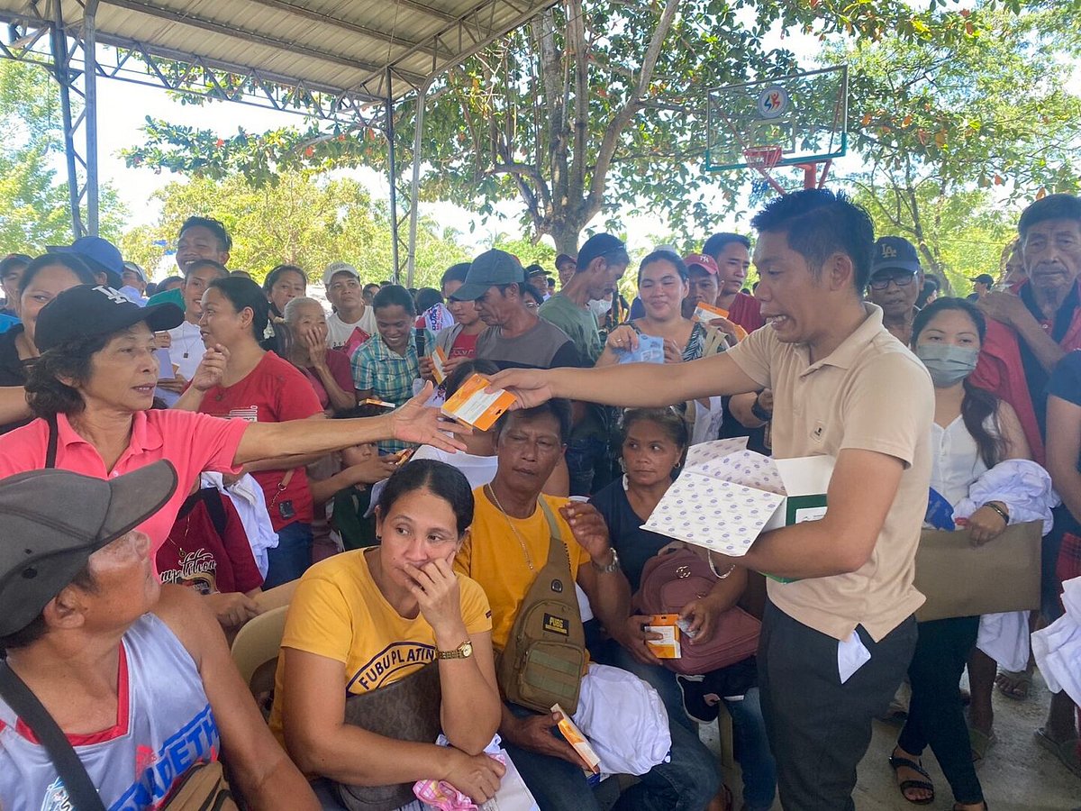 Davao de Oro flood victims get Go aid