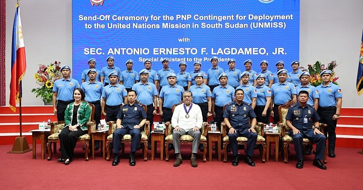 PNP deploys cops on peacekeeping missions