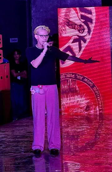 A community rallies behind an embattled queen