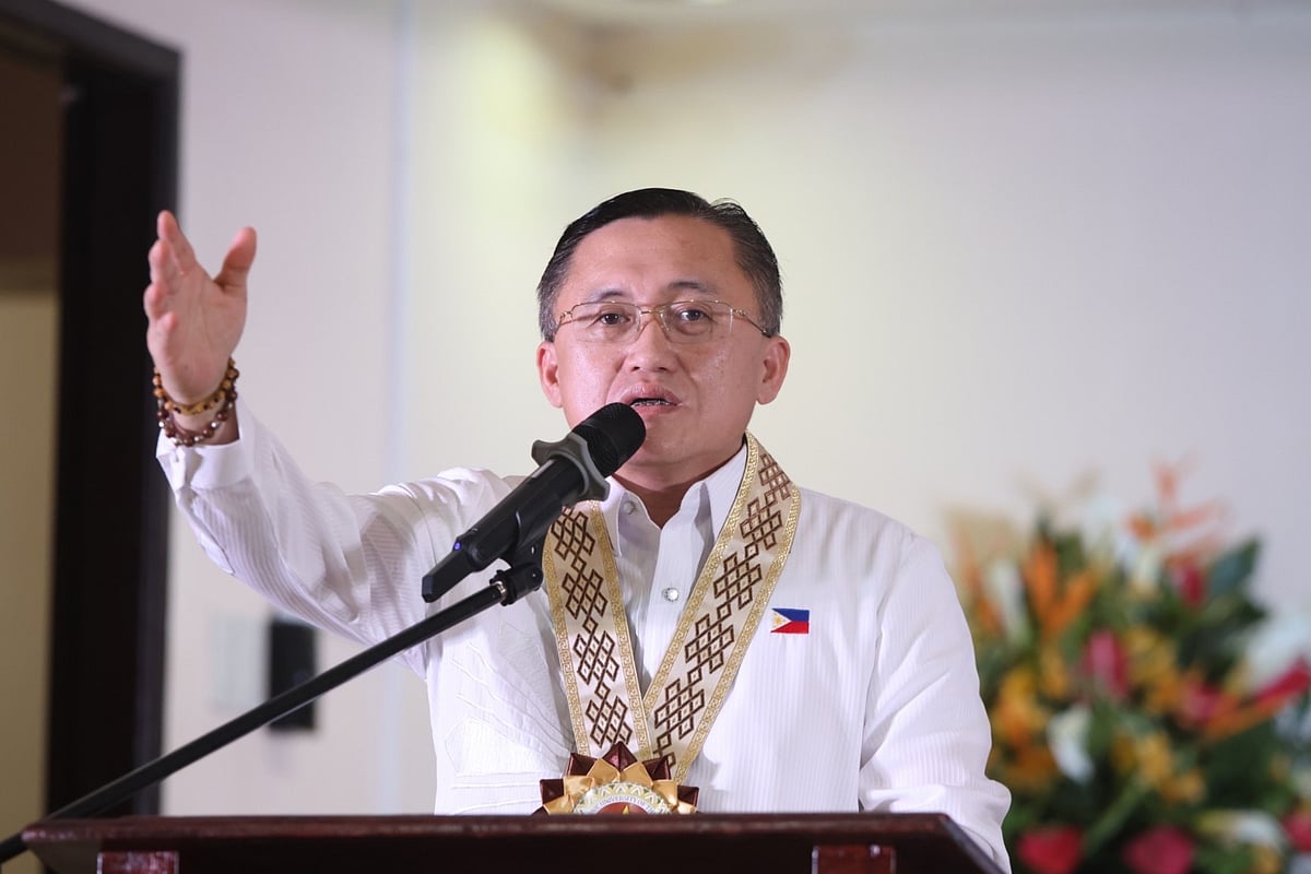Bong Go advises PUP Maragondon’s graduates to use education for country ...