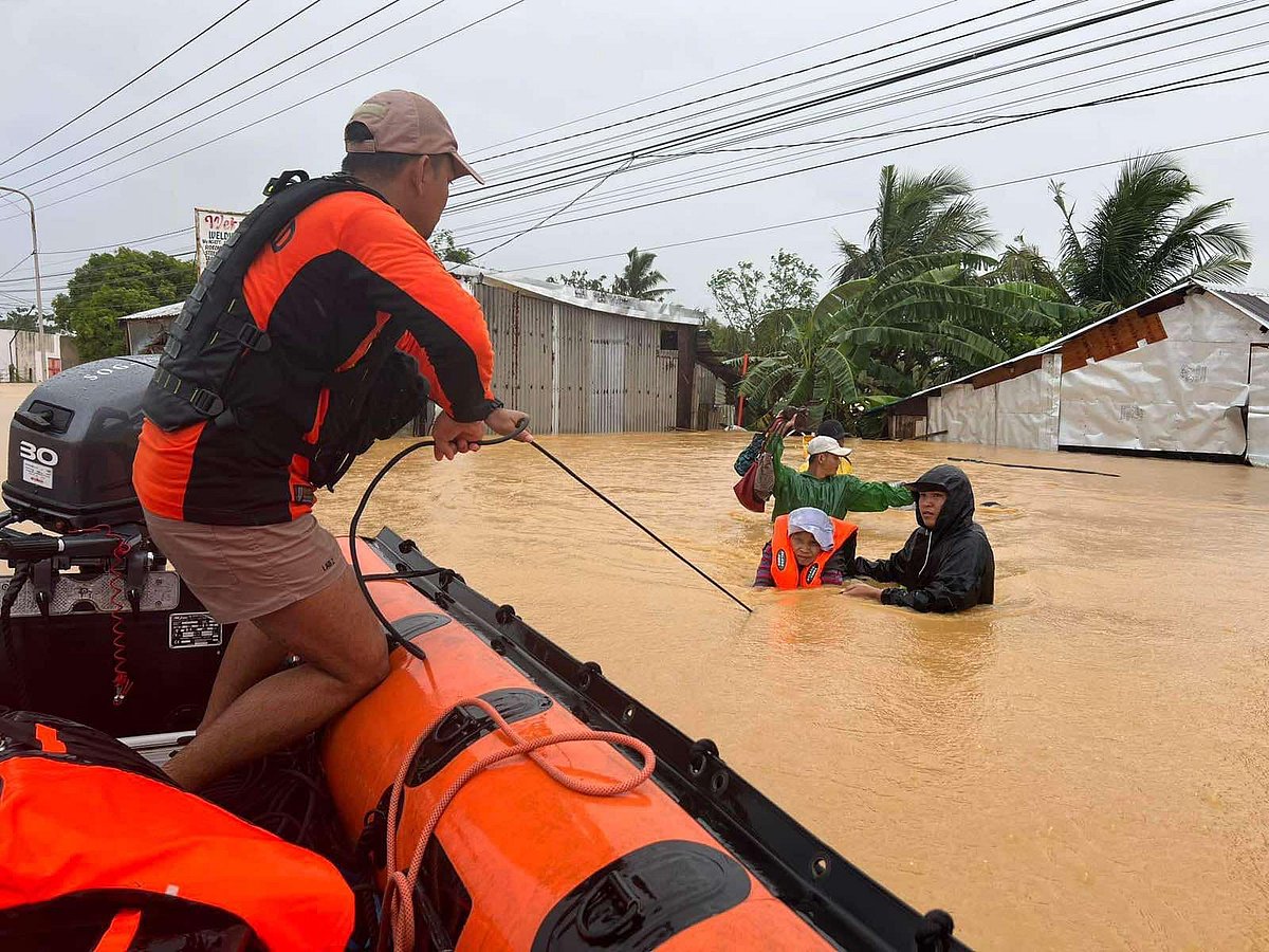 Northern Samar flood victims get needed aid