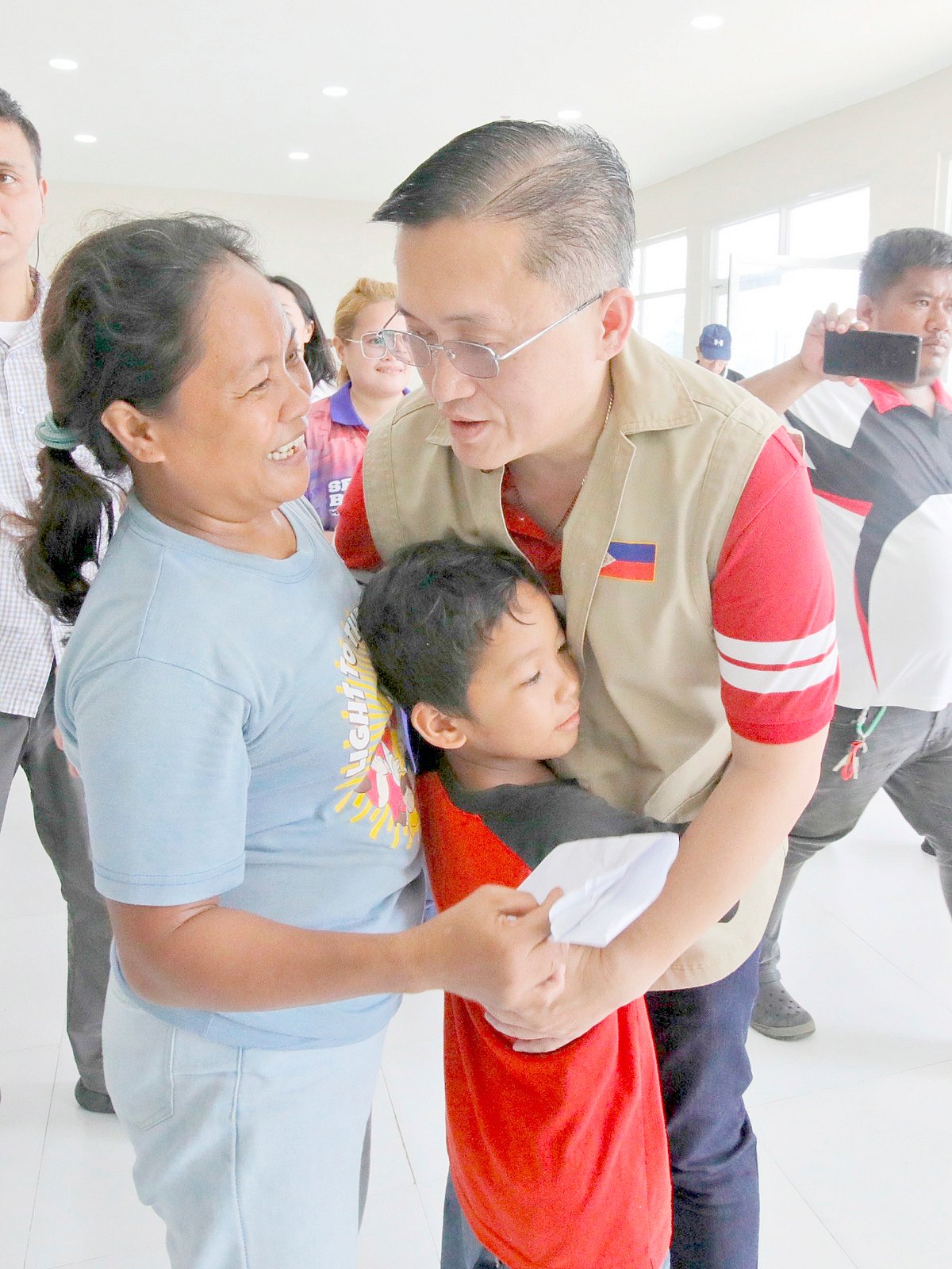 Kuya Bong seeks solid healthcare system