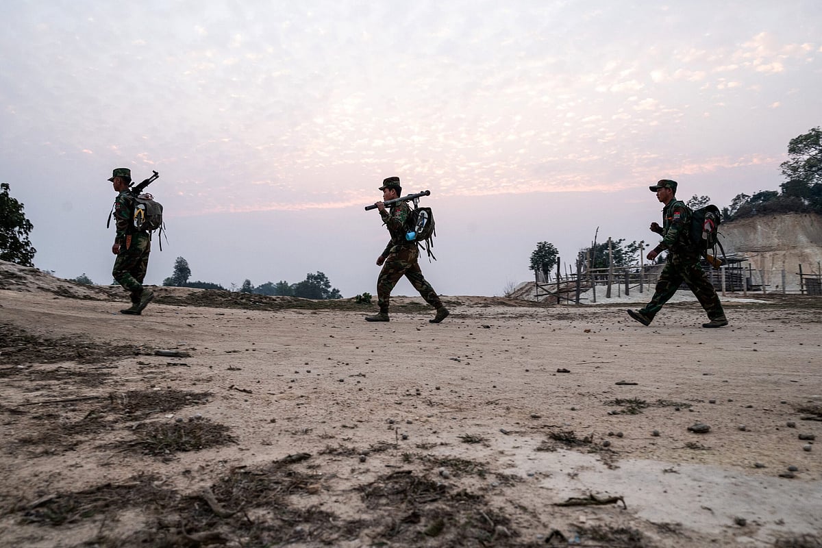 Myanmar rebels turn war vs junta with ‘drop bombs’ — Rebels attack ...