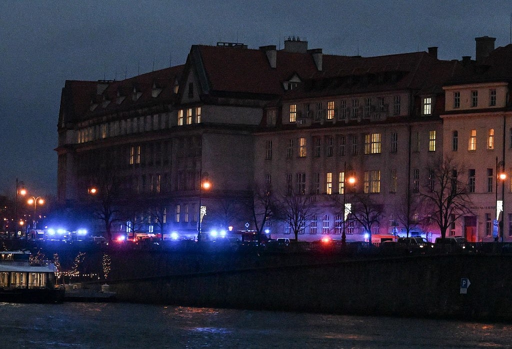 Prague university shooting kills 10