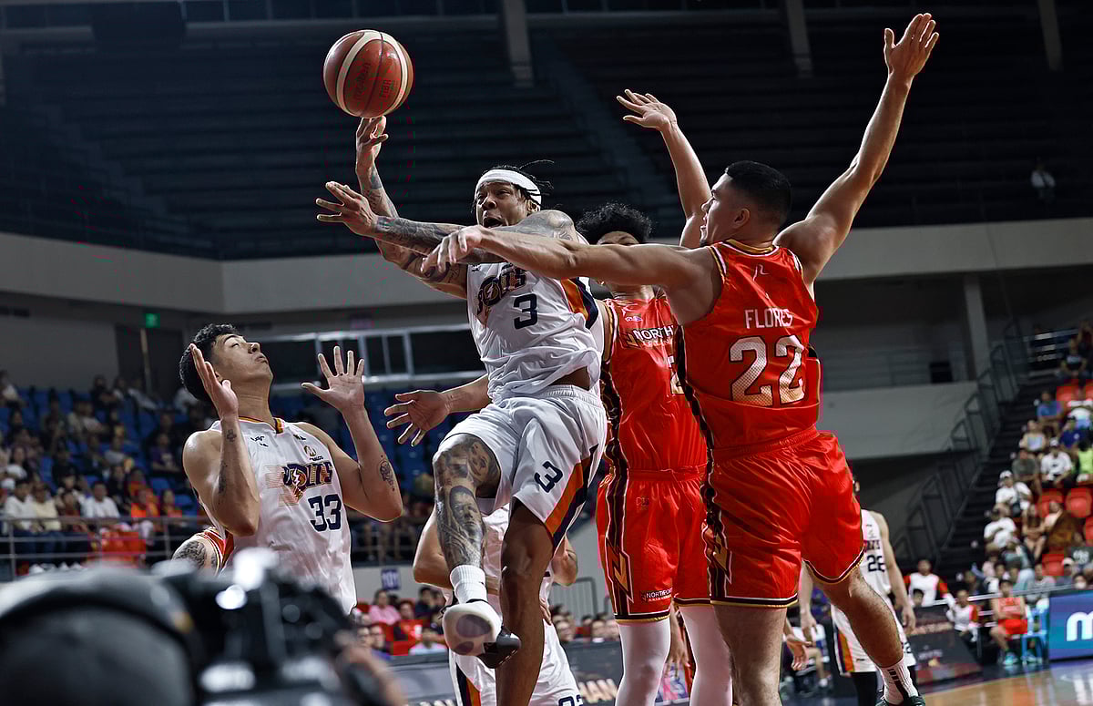 Lofton, bolts whip northport