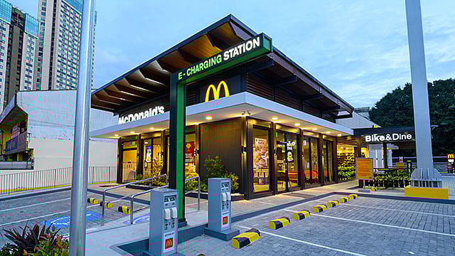 McDo pioneers green fast food store shift